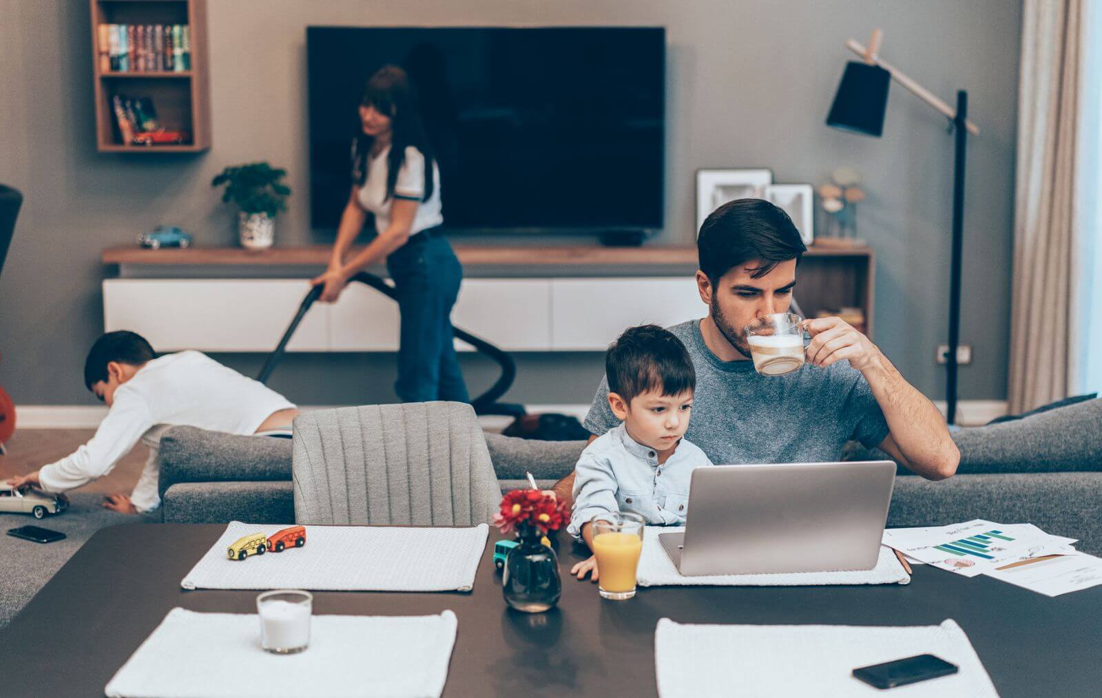 4 Pro Tips to help you Work from Home Effectively
